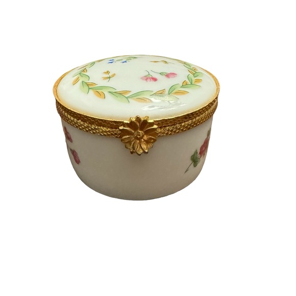Limoges | Accents | Limoges Castel Flower Porcelain Trinket Box Vintage ...
